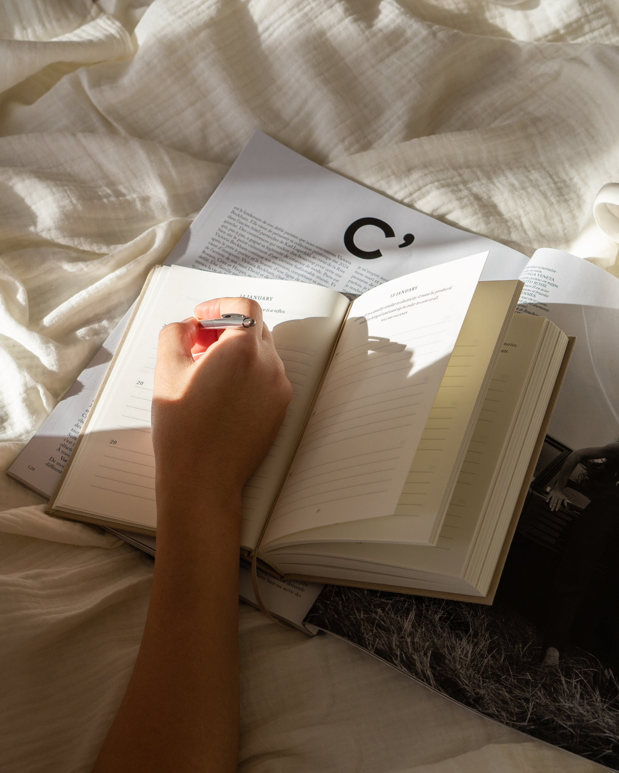 Pause Reflect Act - 3-Year Gratitude Journal – mea nui