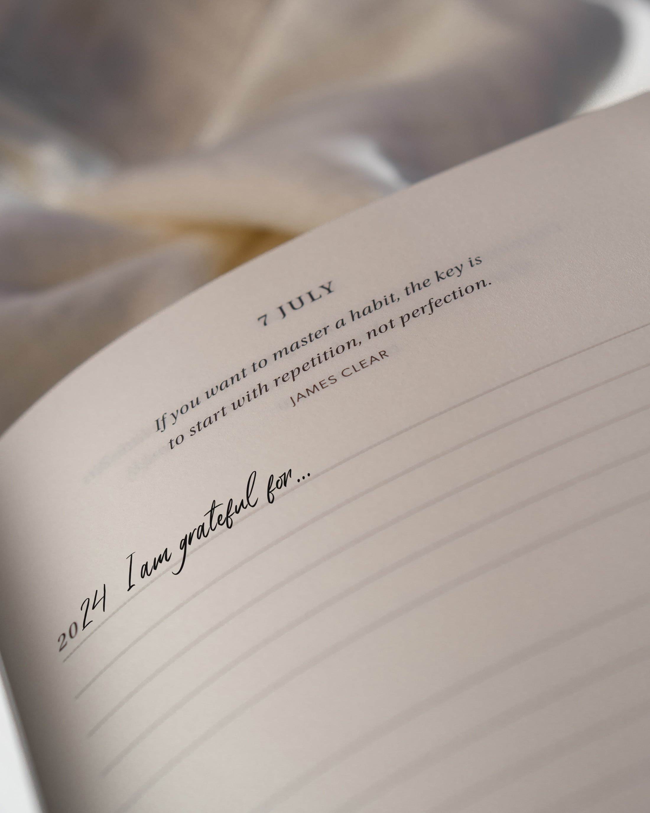 Pause Reflect Act - 3-Year Gratitude Journal – mea nui