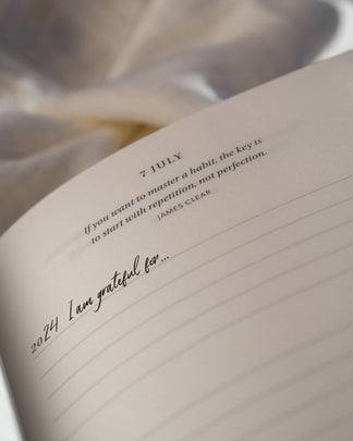 The Pause Reflect Act - Three Year Gratitude Journal – mea nui